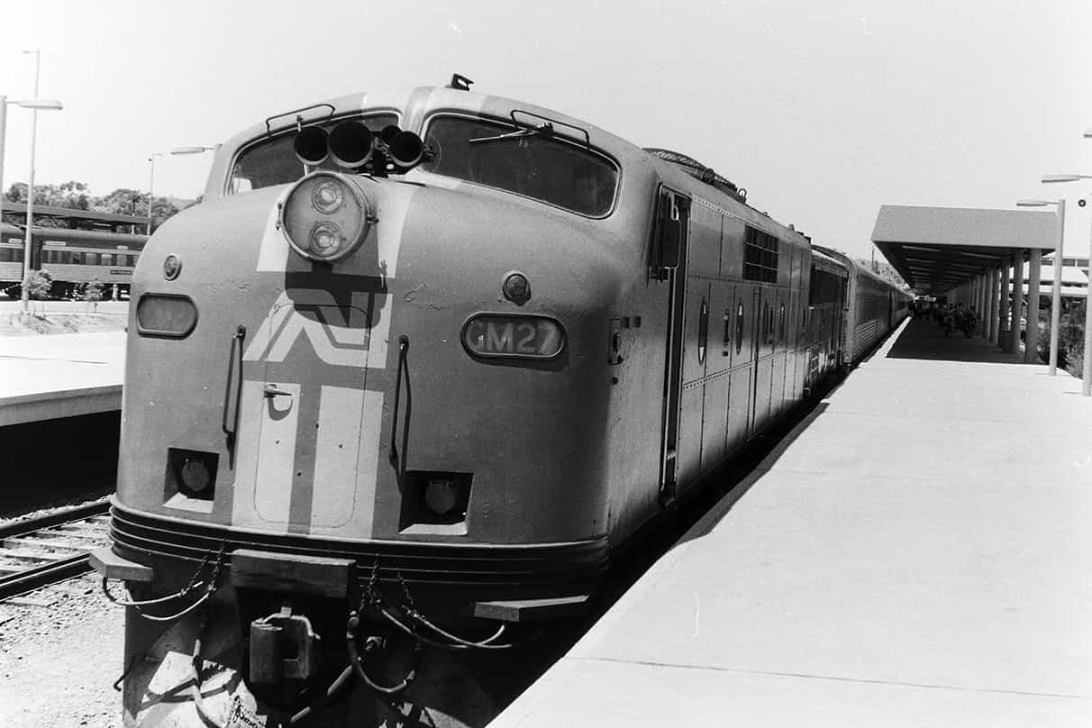 GM Class locomotive 27 at Keswick Station, Adelaide, ready to haul the ...