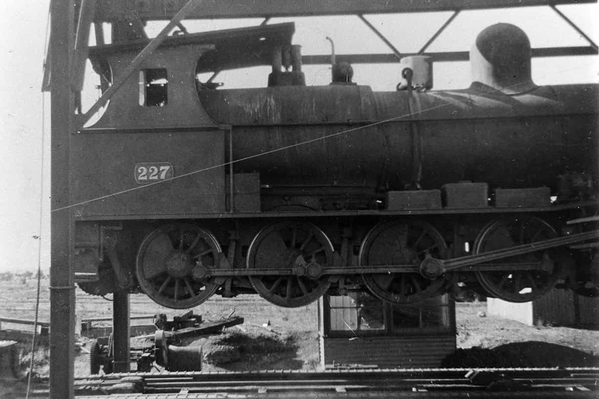 T Class locomotive 227 at Terowie, 1958. This locomotive was used for a ...